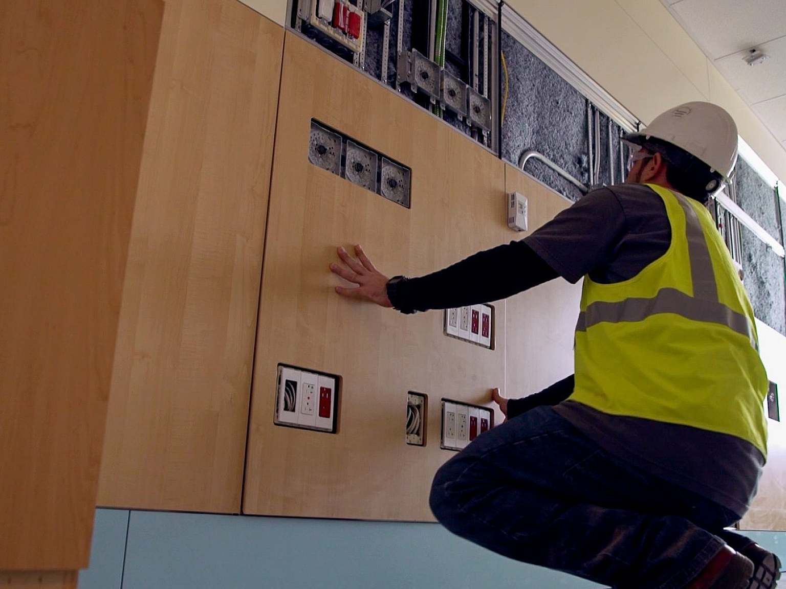 ID&A, Inc. | DIRTT - Prefabricated Interior Construction Solutions